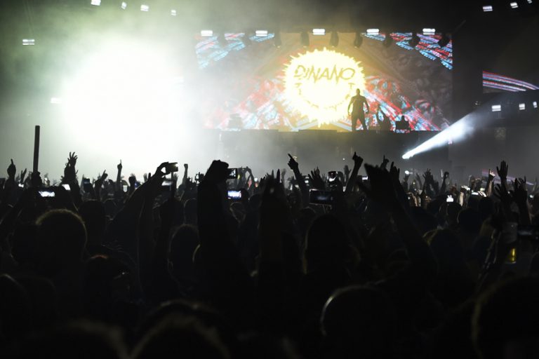 DJ NANO rompe récords a ritmo de ORO VIEJO Emoción.