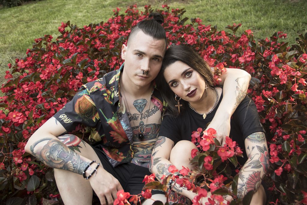 Nora Black crea su marca SICK CROW, inspirándose en la cultura Tattoo.